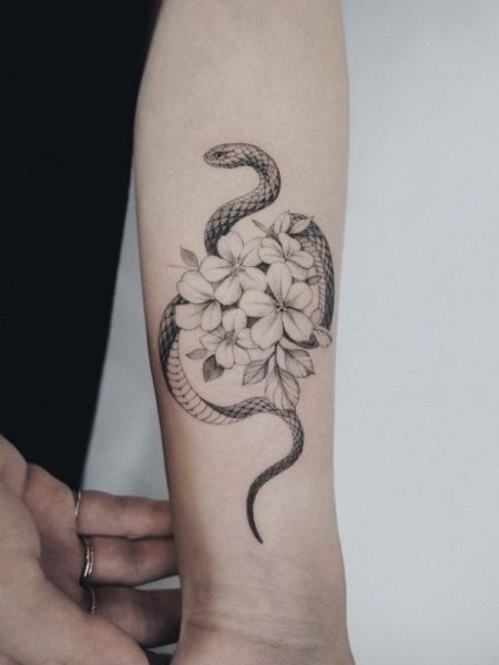 60+ Incredible Snake Tattoo Ideas For Women