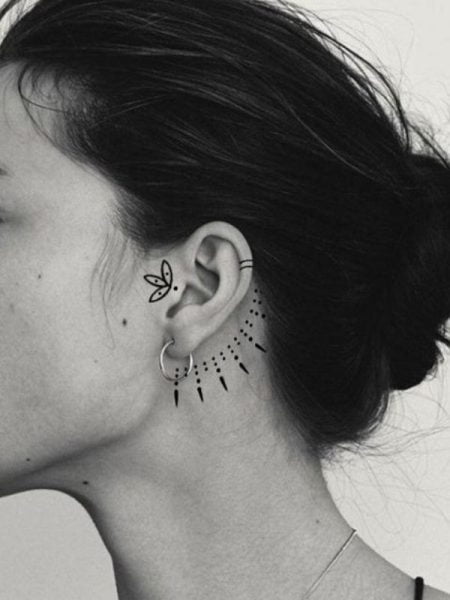 55 Beautiful Behind The Ear Tattoo Ideas for women
